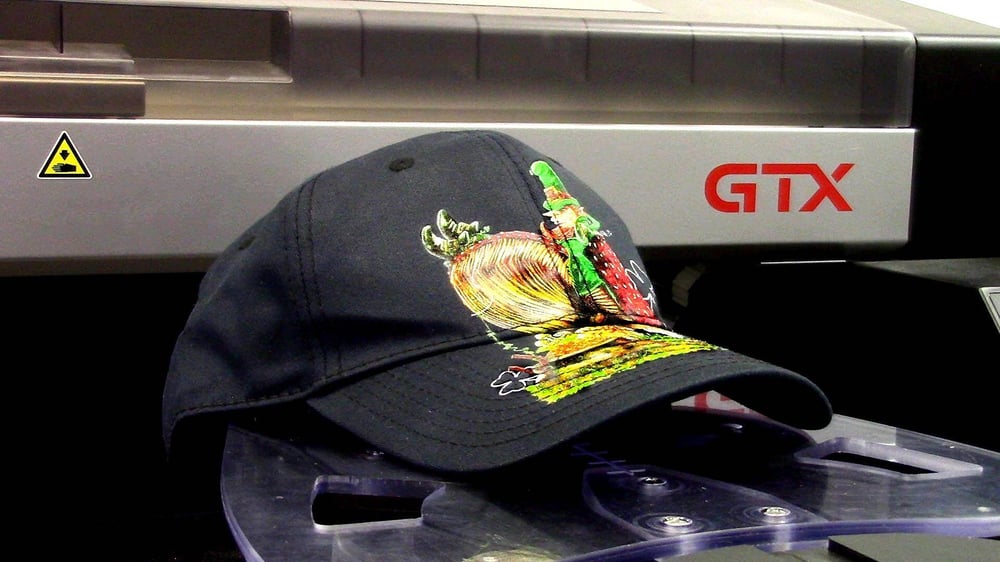 Bonés estampados: como personalizar ao vivo e vender mais?